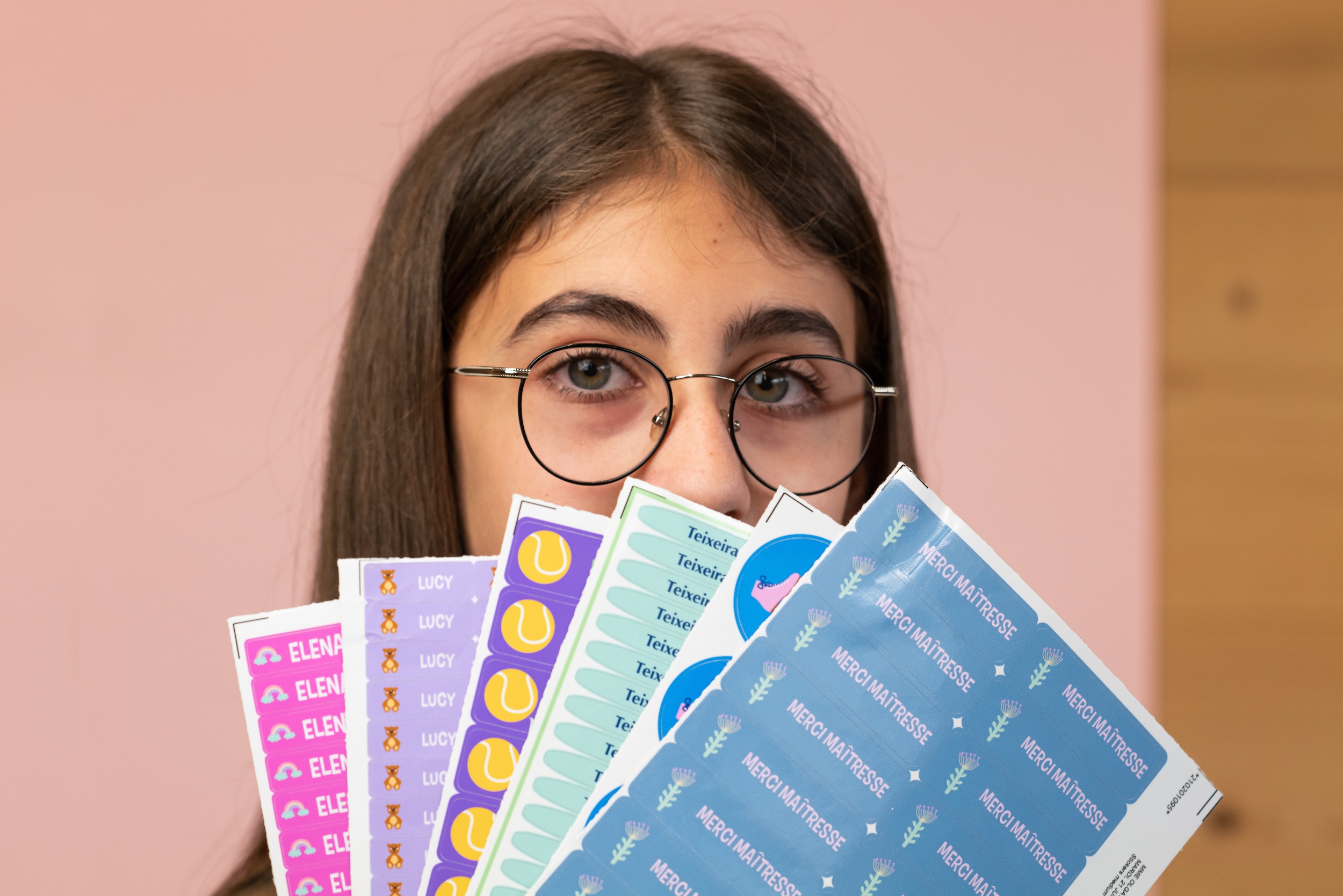 Our guide to choose the best customisable stickers for kids - Blog